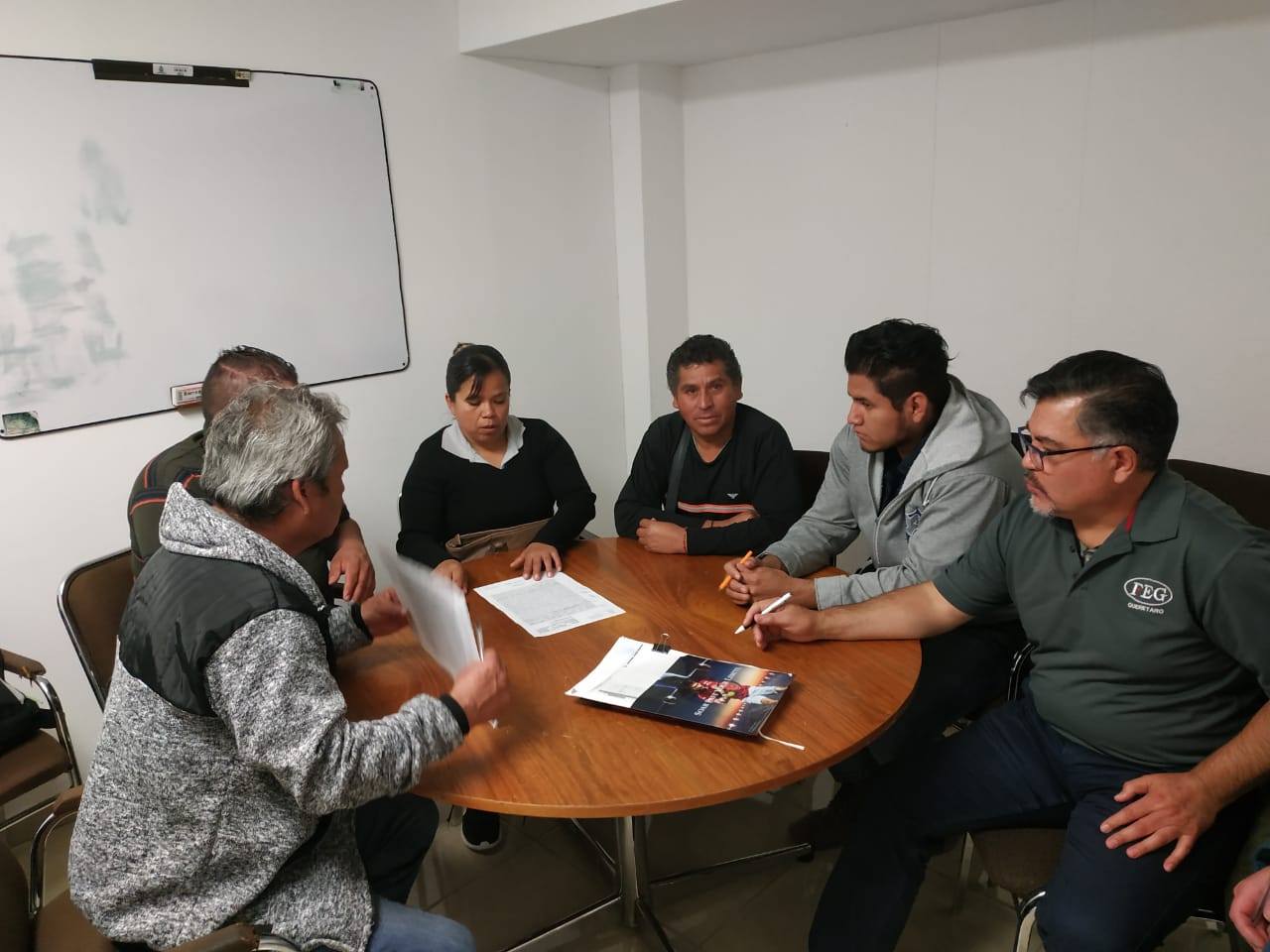 Firma del contrato colectivo de trabajo de la empresa FEG. – Federación ...